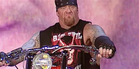 10 Weird Moments From The Undertakers Wwe Career We Completely Forgot