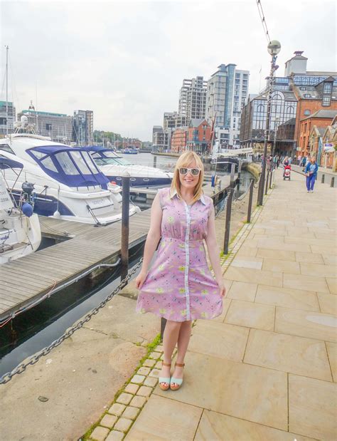 Googie Architecture And Retro Dress Design