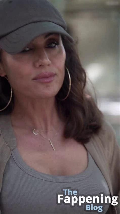 Nazan Eckes Nazaneckes Filtraciones Desnudas Foto 499 Thefappening