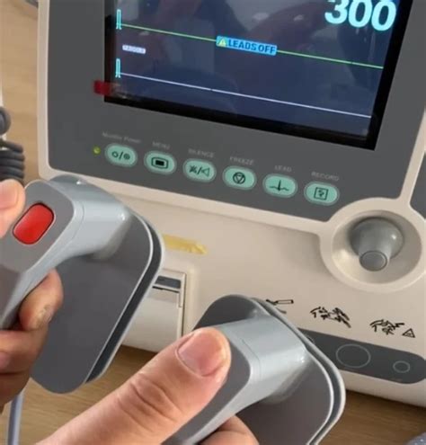 Defibrillator Portable Bephasic Defibrillator Medical Defibrillator