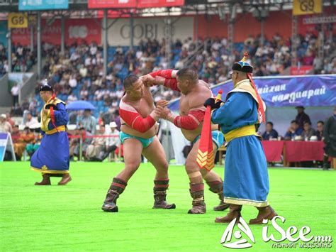 ФОТО Даян аварга Н Батсуурь Улсын аварга Г Эрхэмбаярыг тавын даваанд амлан авч давлаа Isee Mn