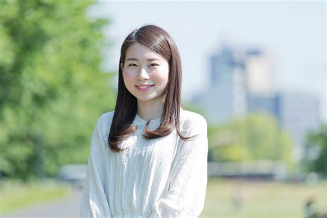 微笑む女性 GettyImages fumumu