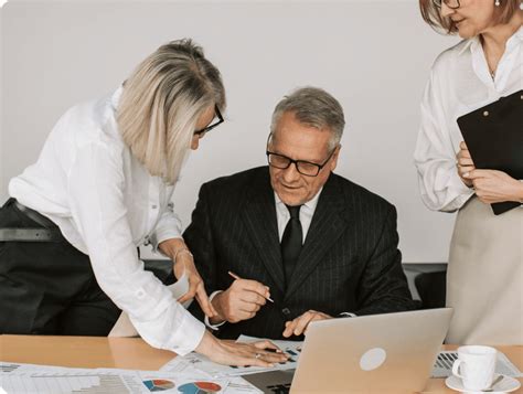 Бесплатный конструктор и редактор сайтов B12