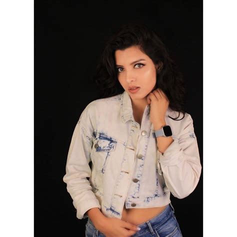 Riya Deepsi Age Height Serials Biography And More Grandpeoples