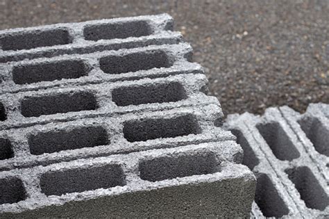 모래 석회 및 콘크리트 재료로 구성된 시멘트 단단한 벽돌 블록 0명에 대한 스톡 사진 및 기타 이미지 0명 거친 건축 Istock