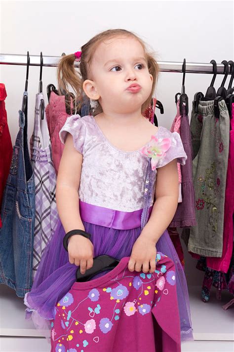 挑选童装模板素材 稿定设计