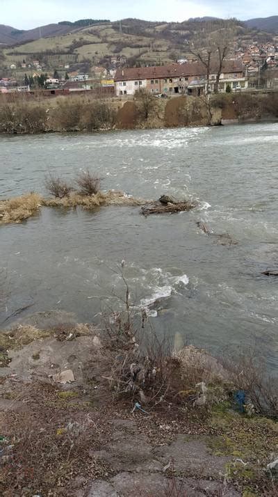 Plastic Bottles Dataset Ninja