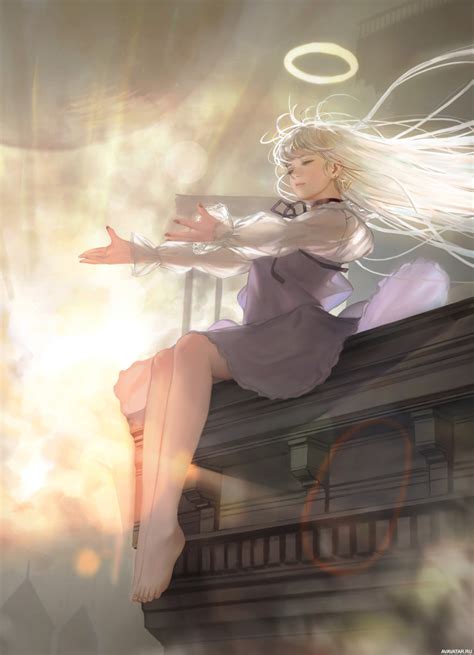 Молодая девушка с белыми волосами и закрытыми глазами Скачать фото на аву девушки белые