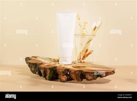 Organic Oral Care Products Set Eco Friendly Composition With