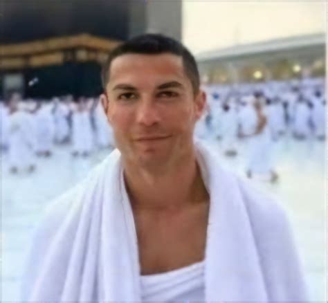 Fact Check Did Cristiano Ronaldo Converted To Islam Details Emerge
