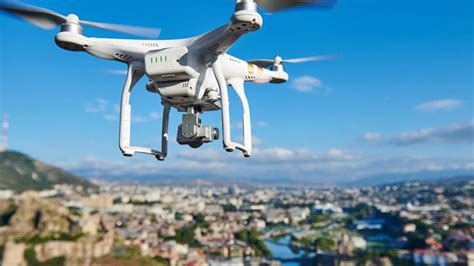 Using Real Time Spectrum Analysers For Automatic Drone Detection