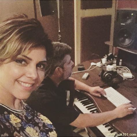 Gallery Singers Hadiqa Kiani Hadiqa Kiani Pakistani Female Singer Celebrity High Quality