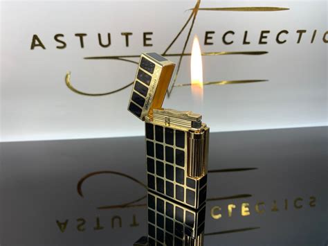 High End Butane Lighter Refillable Flip Top With Side Grind Flint In