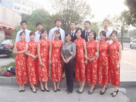我院礼仪之花首度在炎帝广场精彩亮相