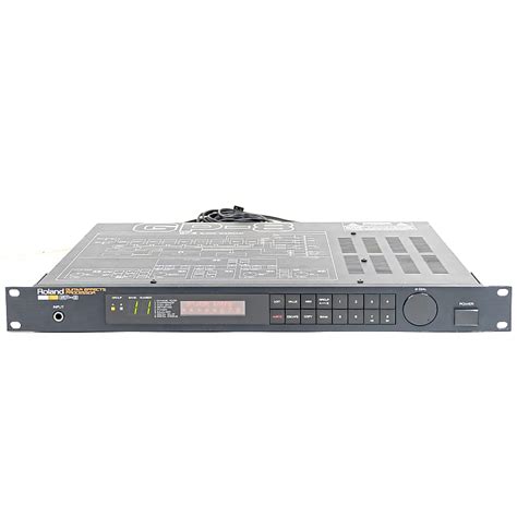 Roland Gp 8 Guitar Effects Processor Analog Digital Hybrid Reverb