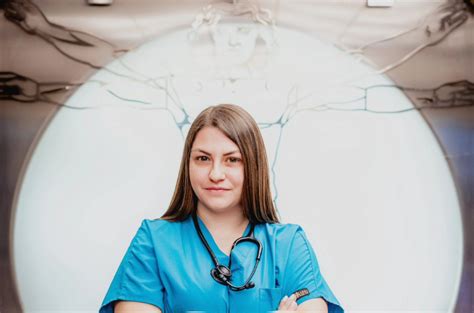 Д р Даниела Александрова Пластичен хирург Стара Загора София Супердок