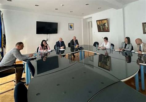 Isak I Munjić Na Sastanku Sa Predstavnicima Osce A