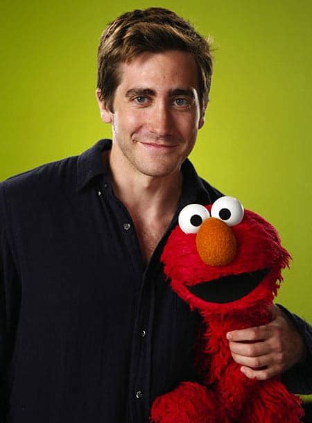 Tvs Most Adorable Furry Couple Jake Gyllenhaal And Elmo Towleroad