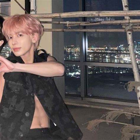 Beomgyu X Taehyun Matching Pfp In 2024 Match Celebrities Txt