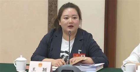 两会同期声︱全国人大代表 王颖：发展农产品电商 让老百姓腰包鼓起来腾讯新闻