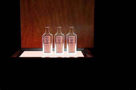 how to make objects illuminated from underneath sketchup enscape
