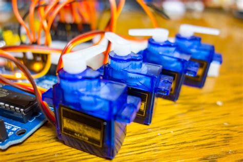 【arduino入門編⑧】サーボモーターを動かしてみる。pwm制御についていの解説です！ ぶらり＠web走り書き