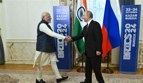 «Б «Р «И «К и «С сидели на трубе