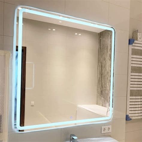 სარკის სახლი