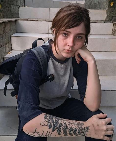 Ellie Tattoo Cosplay The Last Of Us Cute Couple Poses
