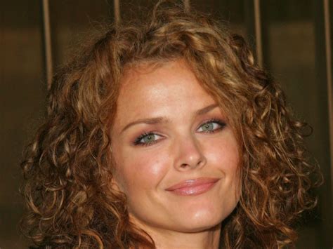Dina Meyer Actores Obras Teatrales Partes De La Misa