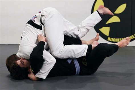 Passing Half Guard Counter The Butterfly Leg Weave And Backside Pass Greg Walker Jiu Jitsu