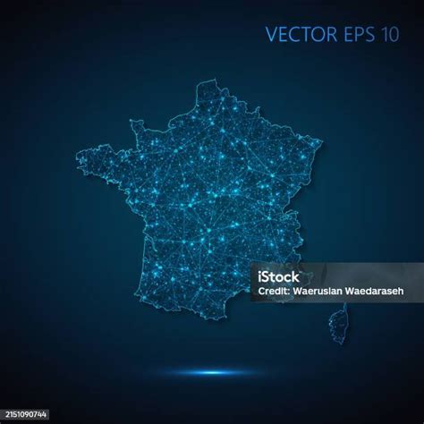 별이 빛나는 하늘 형태의 선과 밝은 점으로 만든 프랑스지도 다각형 와이어 프레임 메쉬와 진한 파란색 배경에 연결된 선 프랑스에 대한 스톡 벡터 아트 및 기타 이미지 Istock