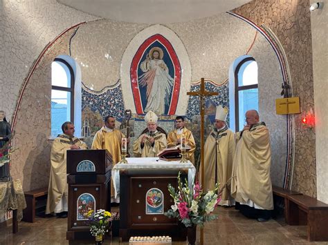 Catholic Ge კათოლიკე ეკლესიის საინფორმაციო სააგენტო რუსთავის ღვთიური გულმოწყალების ტაძარი