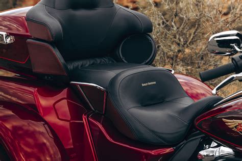 2023 Harley Davidson Tri Glide Ultra Specs Features Photos