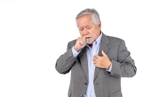 비즈니스 아시아 노인 남성 정장 건강 문제 노인 기침과 가슴 통증 기침하기에 대한 스톡 사진 및 기타 이미지 기침하기 노인