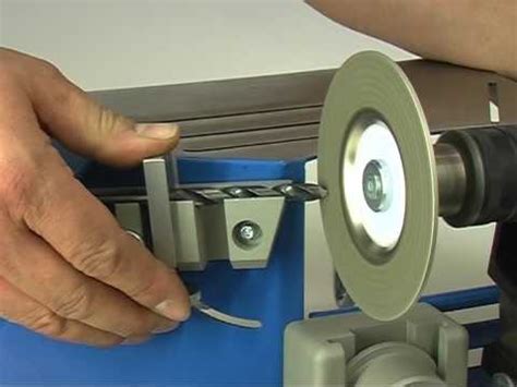 Metallbohrer schleifen mit der Kaindl Schärfstation (KSS) - YouTube