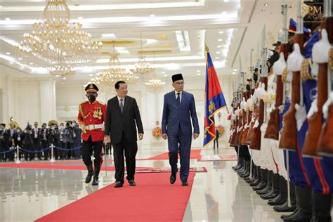 Update ៖ សម្ដេចតេជោ ហ៊ុន សែន អញ្ជើញទទួលស្វាគមន៍ដំណើរទស្សនកិច្ចផ្លូវការរបស់