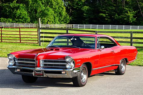 The 10 Best Pontiac Bonneville Models Of All Time