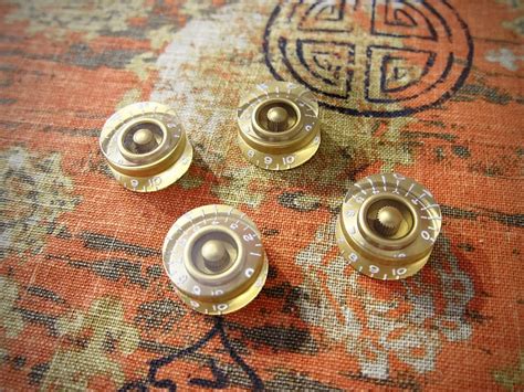 4 1980s 1990s Gibson Tone And Volume Speed Knobs Gold Clean Reverb