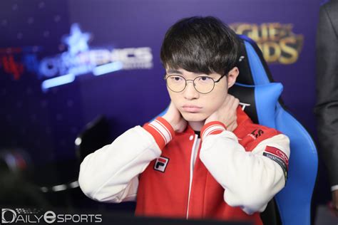 [포토] 경기 끝낸 페이커 이상혁 귀여움 장착