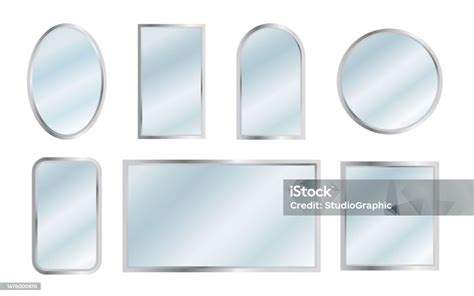 사실적인 거울 세트 다양한 모양의 유리 거울을 반사합니다 미러 프레임 인테리어 가구를 위한 사실적인 디자인 반사 유리 표면이