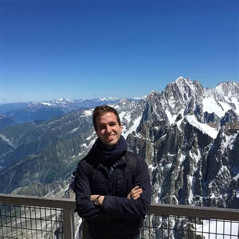 Синът на Цецка Цачева Майко обичам те Да направим лимонада и от тези лимони