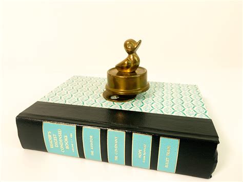 Vintage Brass Music Box Duck Plays Small World Retro Wind Up Ducking