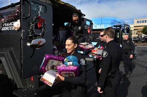 Holiday Giving Featured In Annual Stuff A Bus Drive Behind The Badge