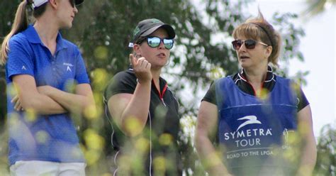 Wisconsin Golfers Allyssa Ferrell Jessie Gerry Have Patience Tested In
