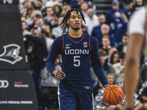 Stephon Castle Bio Net Worth Wiki Age Height Girlfriend