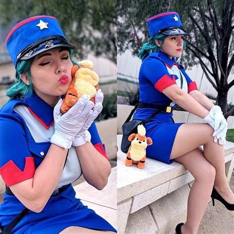 Officer Jenny With Her Growlithe Cosplay Rpokemon