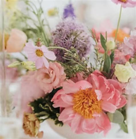 Florist Designed Bouquet In Clearwater Fl Blossoms And Bubbly