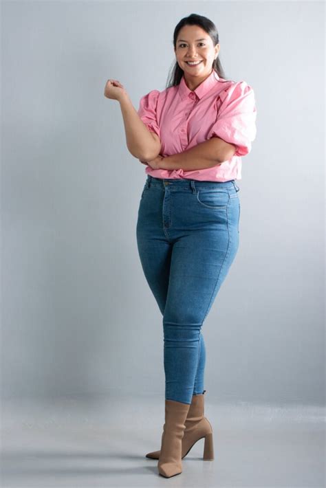 Hot Sexy Mayra Couto Bikini Pics