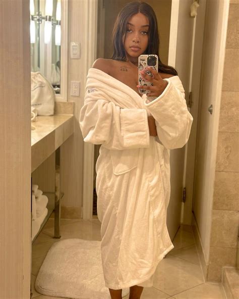 Who Is Lily Starfire Age Career Family Net Worth Height Bio 2024 Actors Hunk